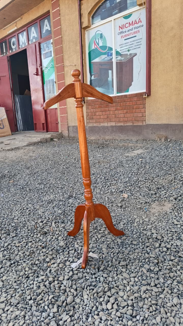 Executive Mahogany Office Coat Hanger – Climax Furniture