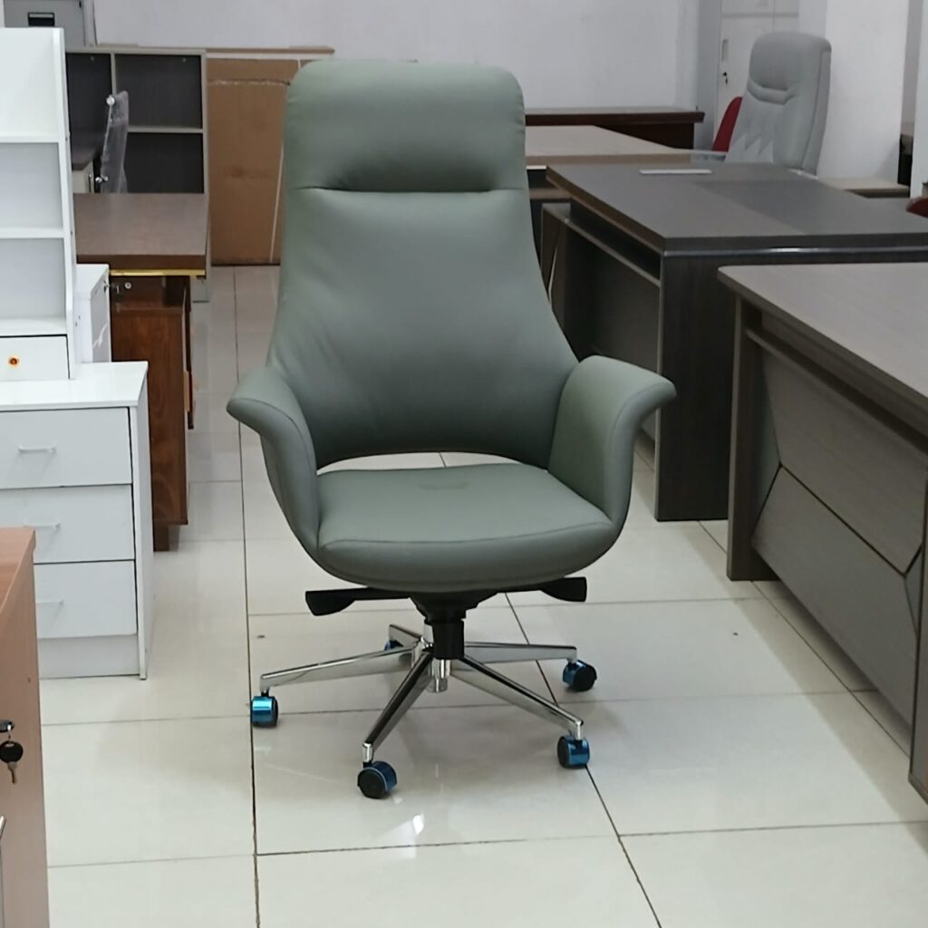 Executive Modern CEO Office Seat – Climax Furniture